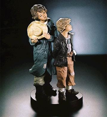 HE'S MY BROTHER Lladro - 01011764 - Figurines & Collectibles