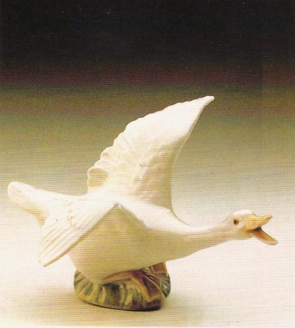 Duck Running Lladro - 01001263 - Animals Lladro Figurines & Collectibles